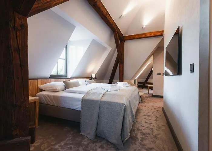 HOTEL ALBRECHT, BRATISLAVA