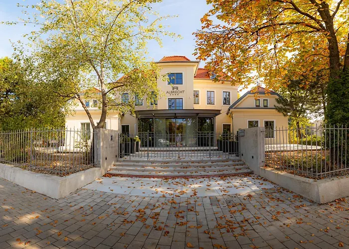 HOTEL ALBRECHT, BRATISLAVA